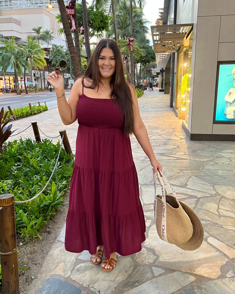 What I Wore In Hawaii - Curves To Contour